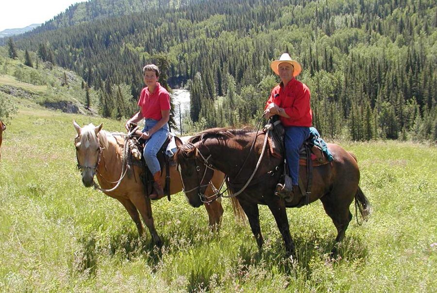 Horseback Riding Rocky Mountains - Anchor D Guiding & Outfitting Ltd.
